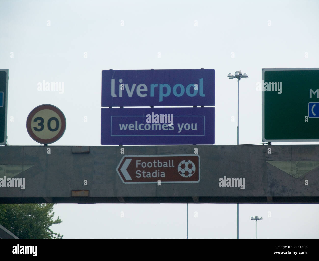 Welcome To Liverpool Stock Photo - Alamy