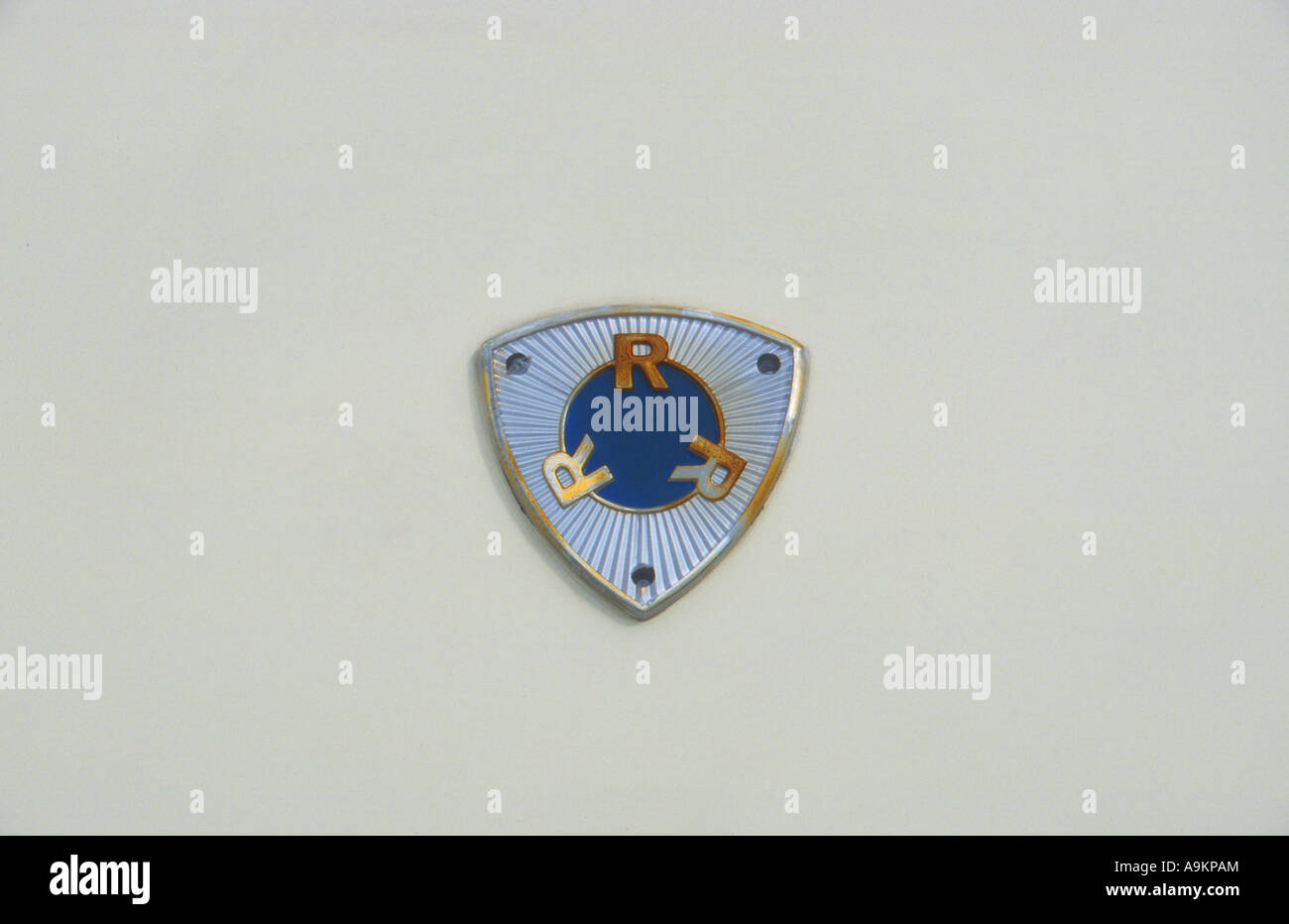 Reliant Regal 3 forward slash 25 of 1964. Built 1962 to 1967. English ...