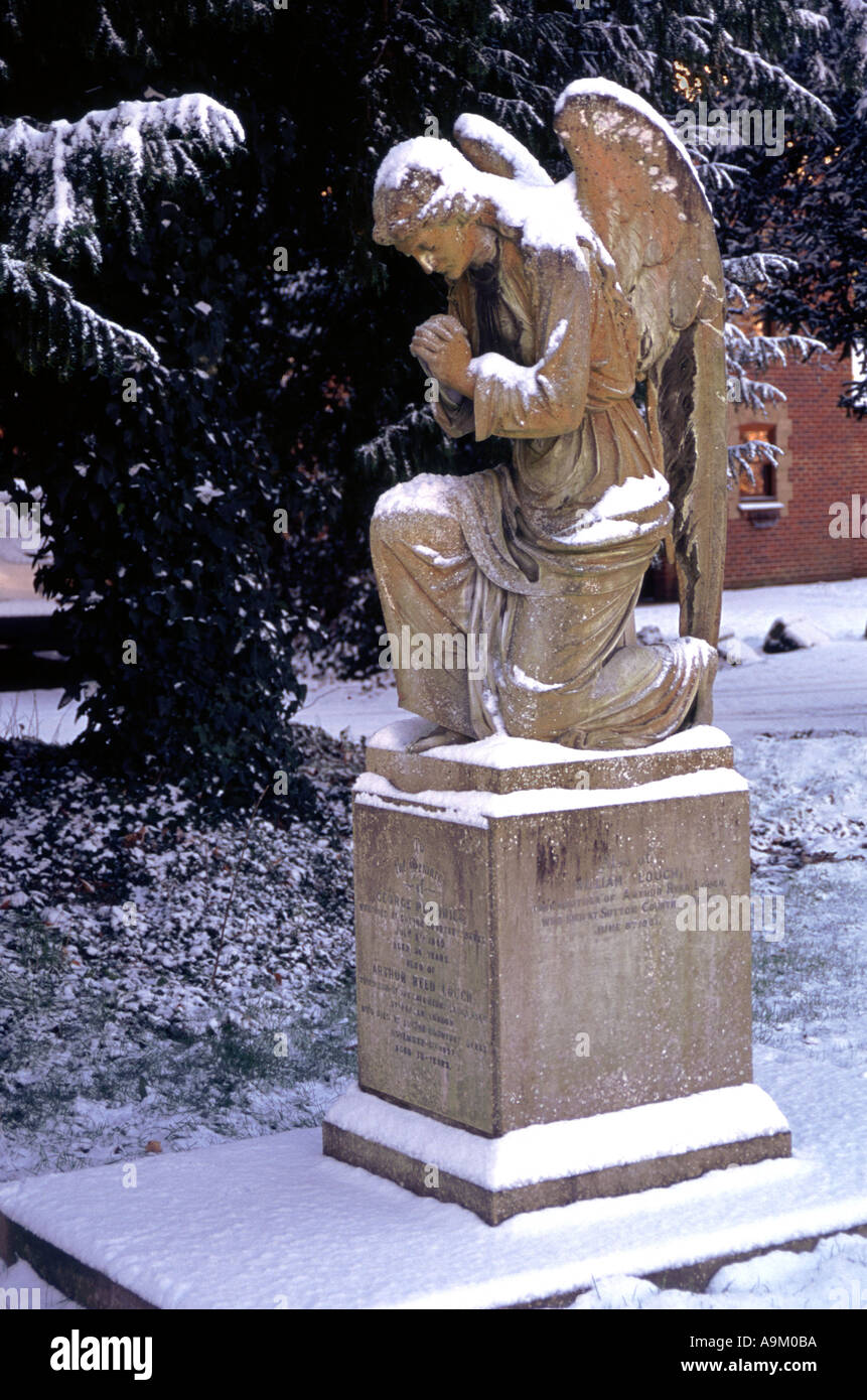 Snow angel berkshire hi-res stock photography and images - Alamy