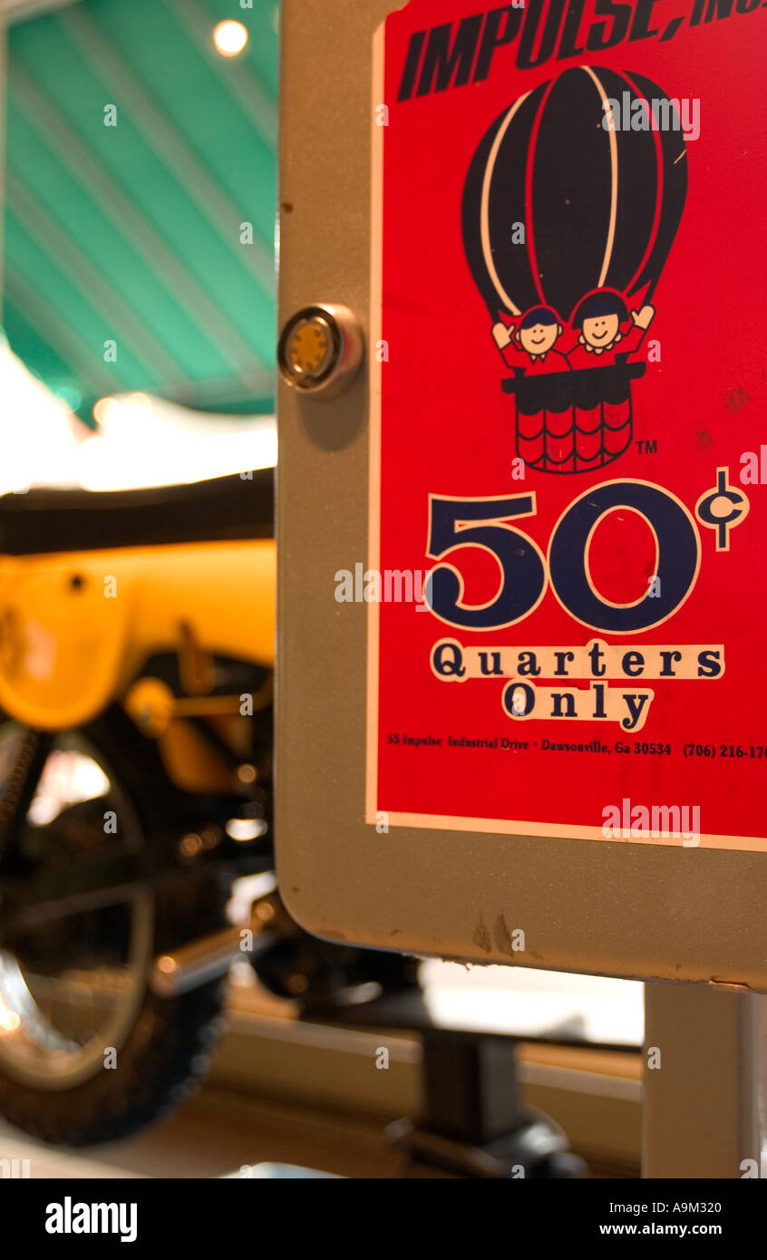 Coin operated kiddie hi-res stock photography and images - Alamy