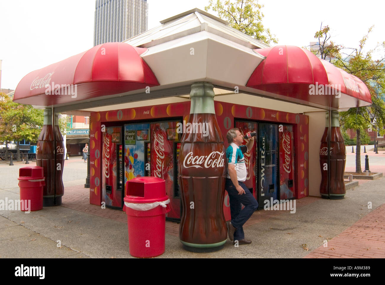 Iconic coca cola branding hi-res stock photography and images - Alamy