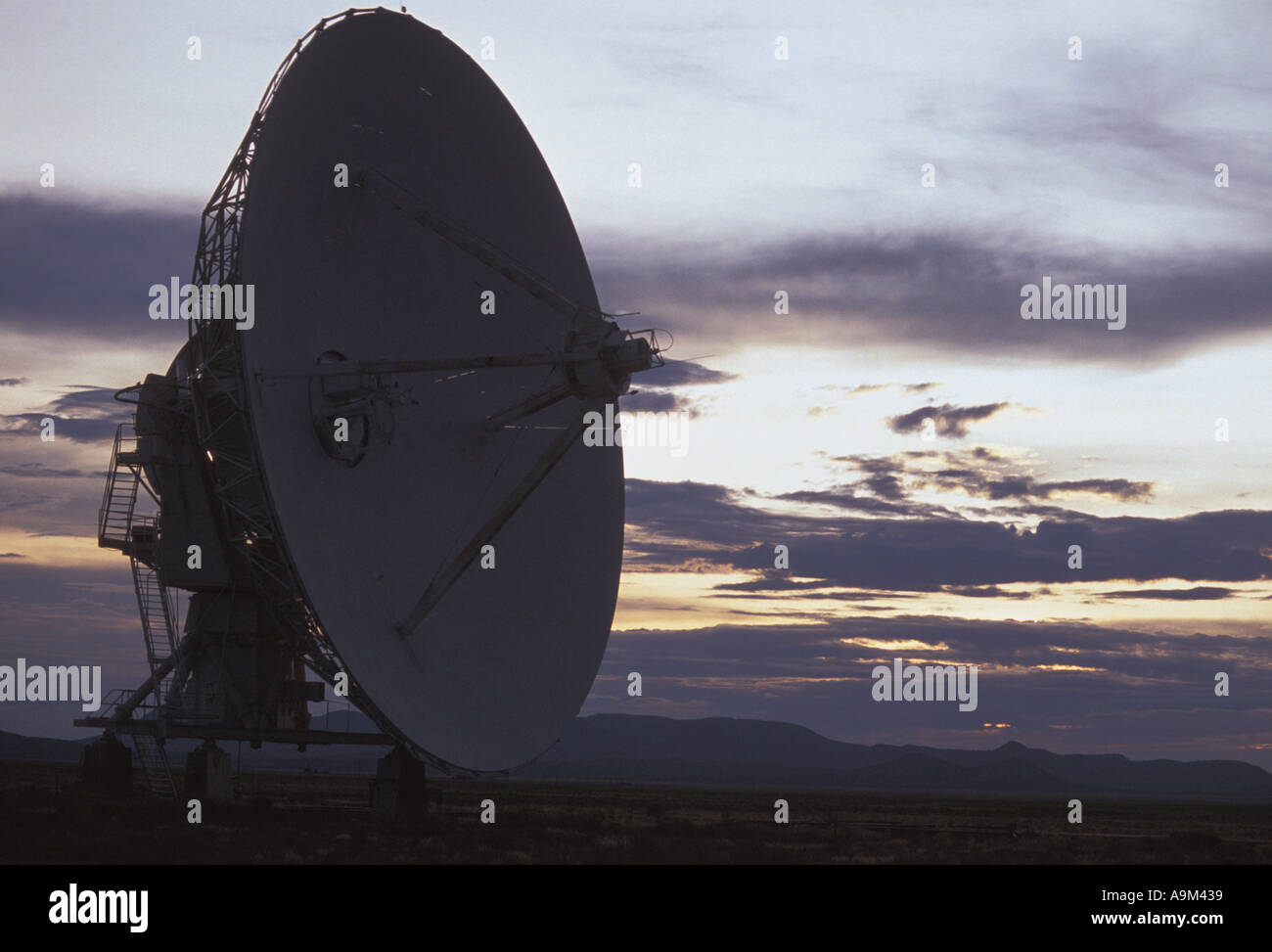 VLA National Radio Astronomy Observatory Stock Photo - Alamy