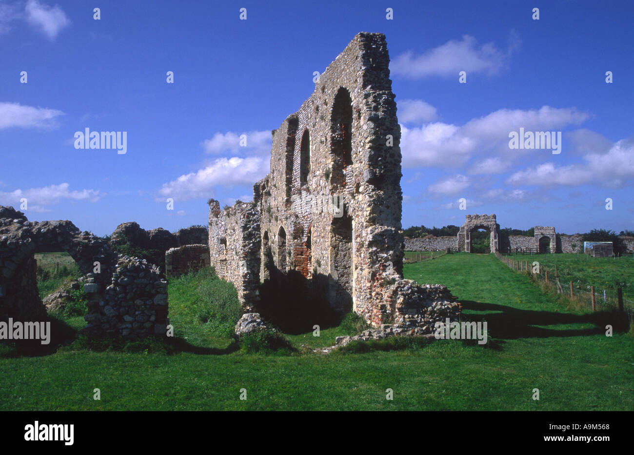 Dunwich ruins hi-res stock photography and images - Alamy
