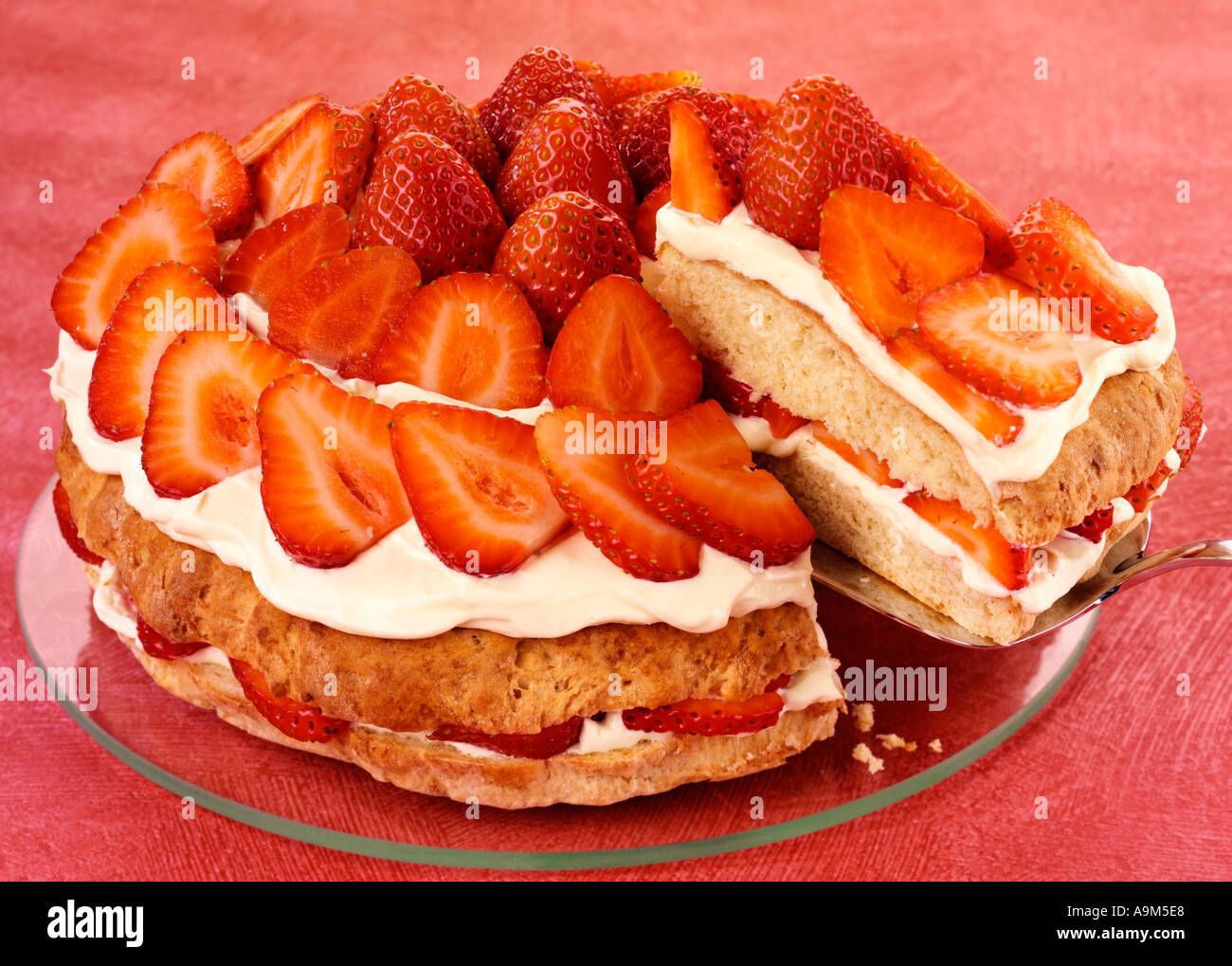 Strawberry shortcake tea hi-res stock photography and images - Alamy