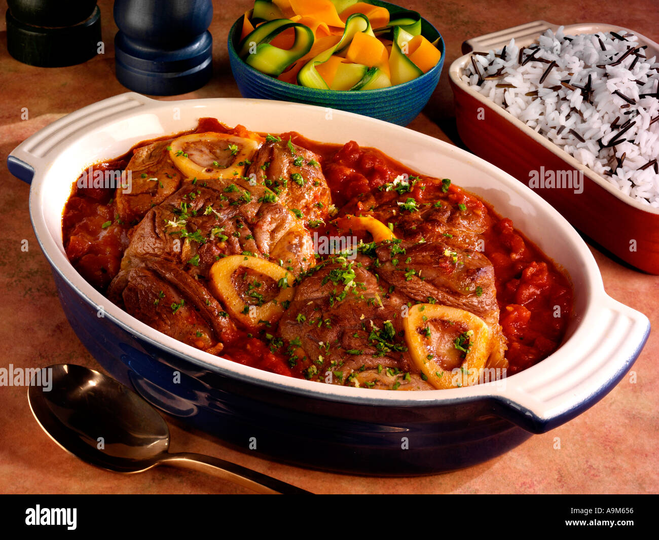 Osso bucco hi-res stock photography and images - Alamy