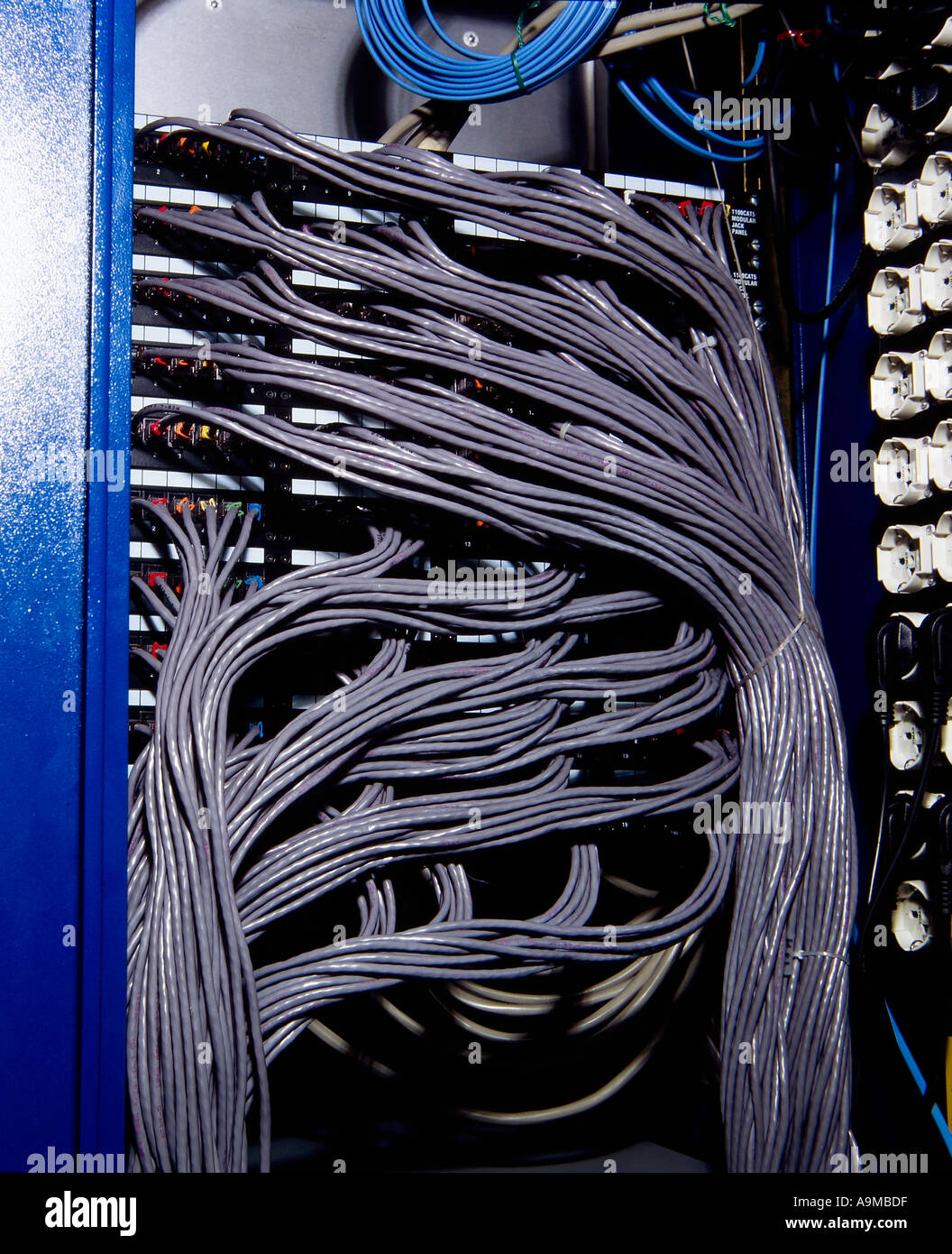 Comunication cables hi-res stock photography and images - Alamy