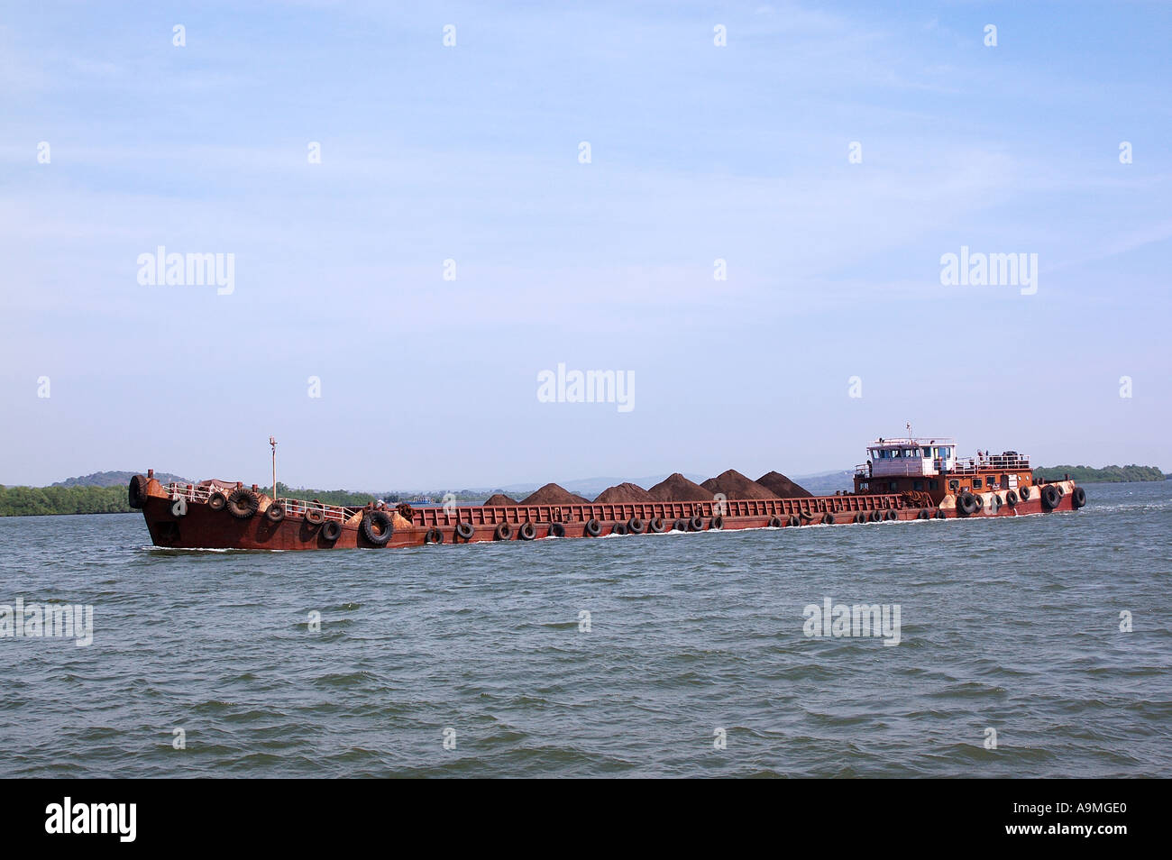 The barge hi-res stock photography and images - Alamy