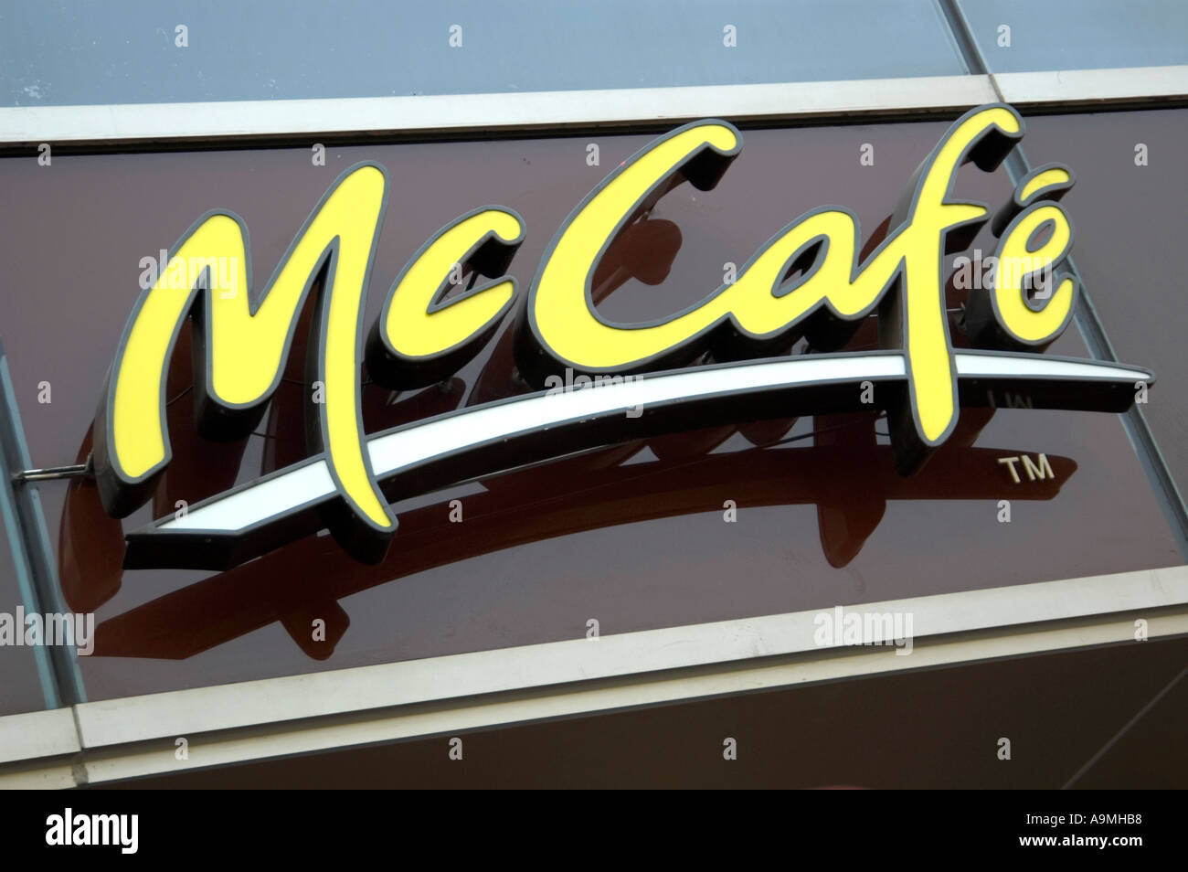 Mcdonald shop asia hi-res stock photography and images - Alamy