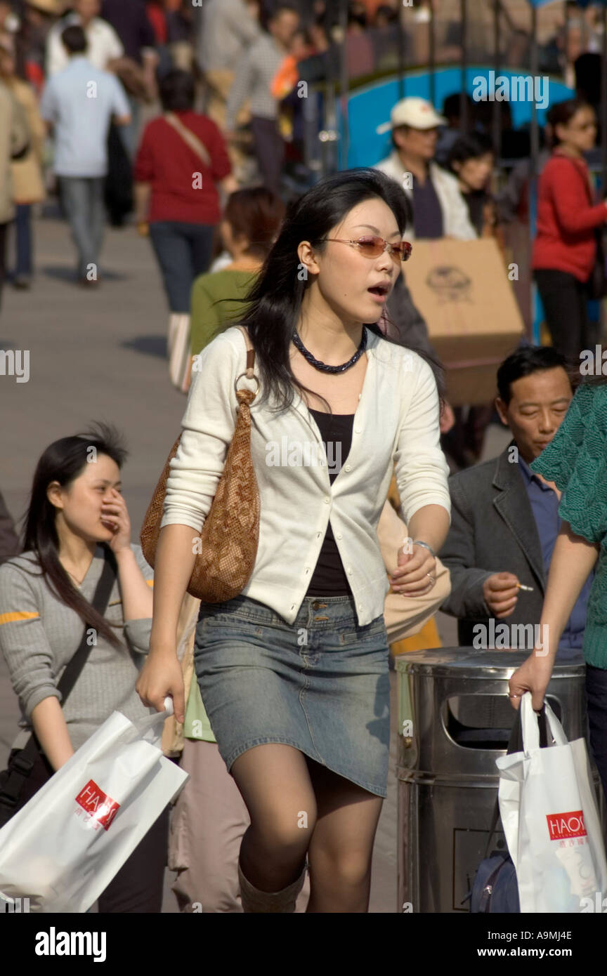 Wealthy Chinese Shoppers High Resolution Stock Photography and Images ...