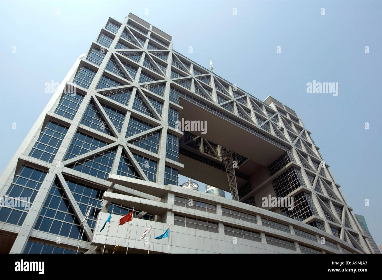 Shanghai stock exchange building hi-res stock photography and images ...