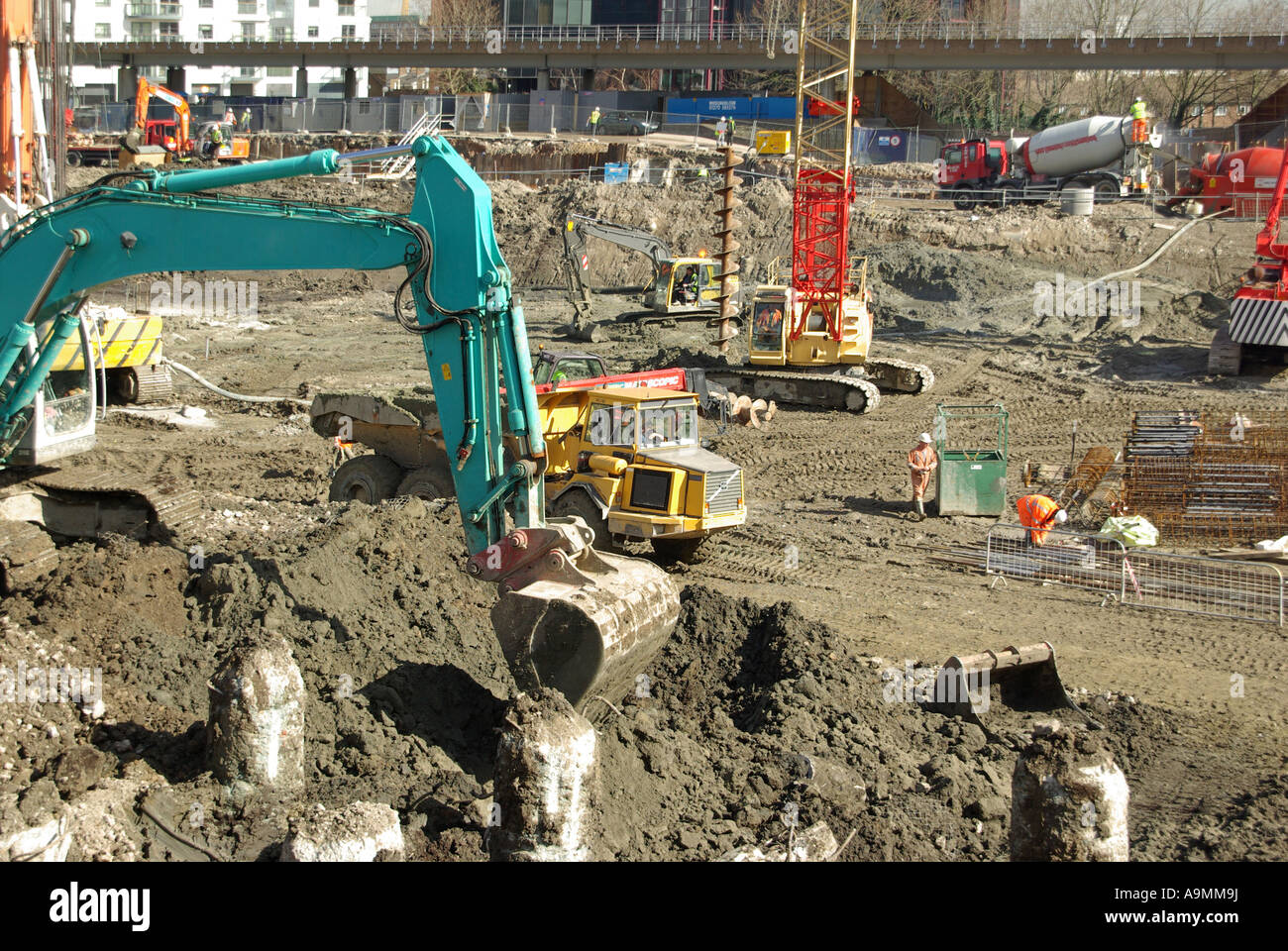 Groundworks machinery hi-res stock photography and images - Alamy