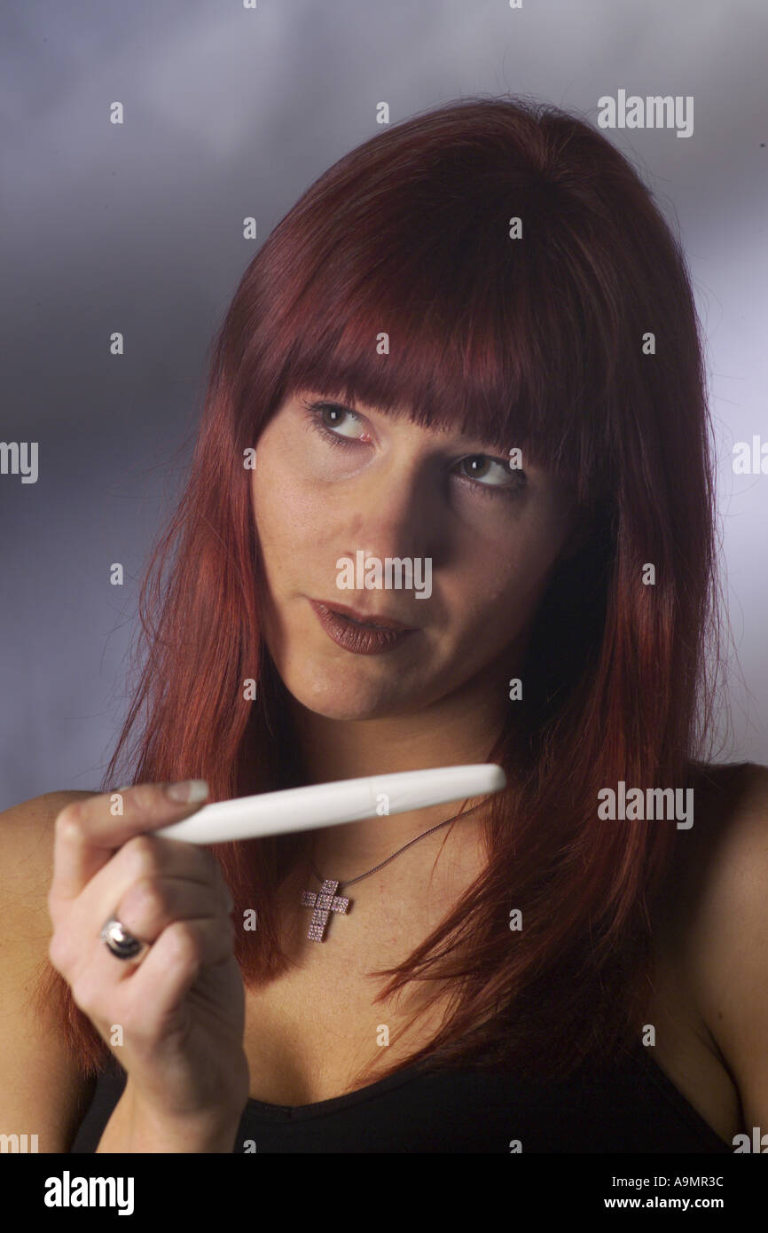 Pregnacy test hi-res stock photography and images - Alamy
