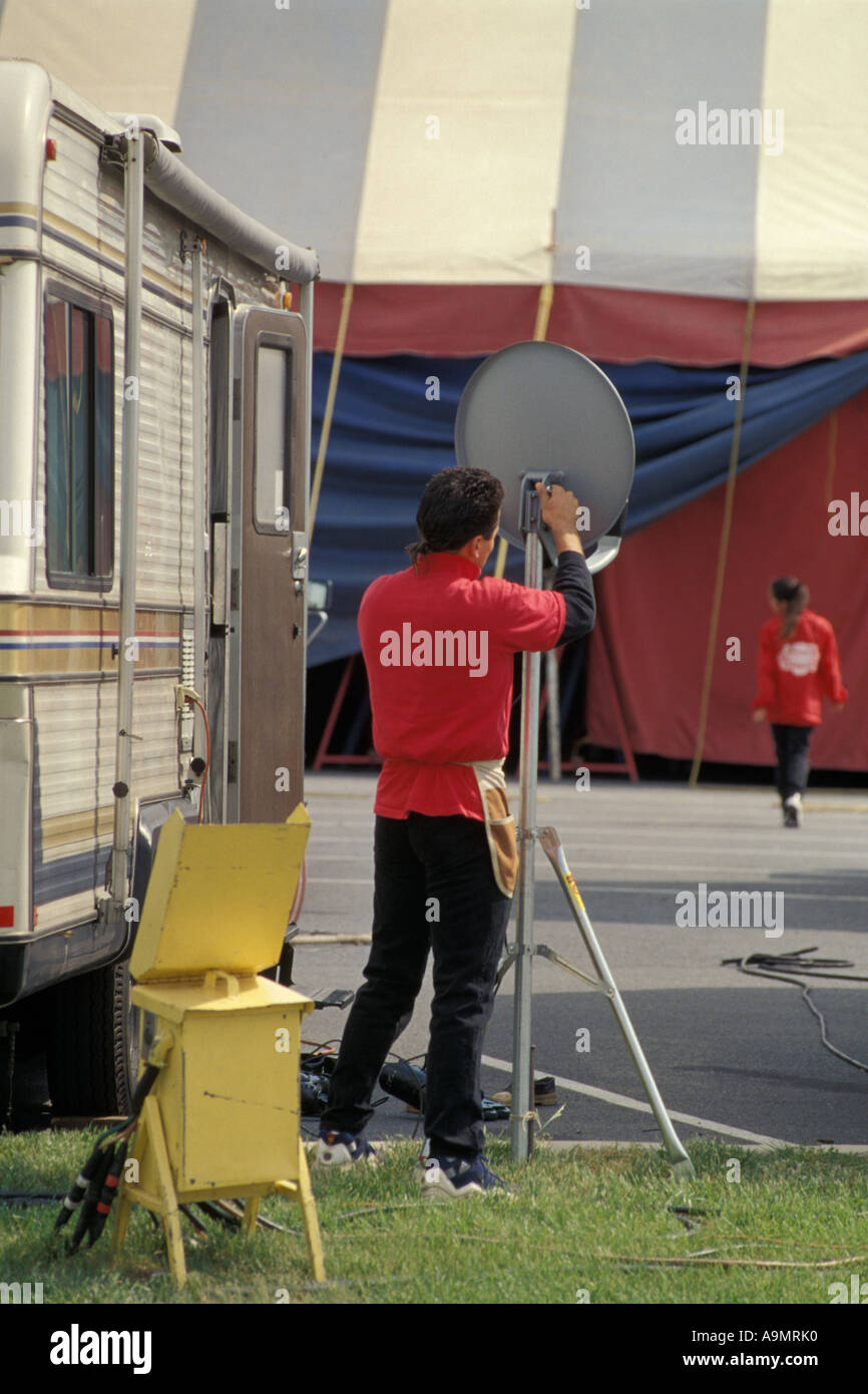 Clyde Beatty Cole Brothers Bros. Circus largest traveling show under ...