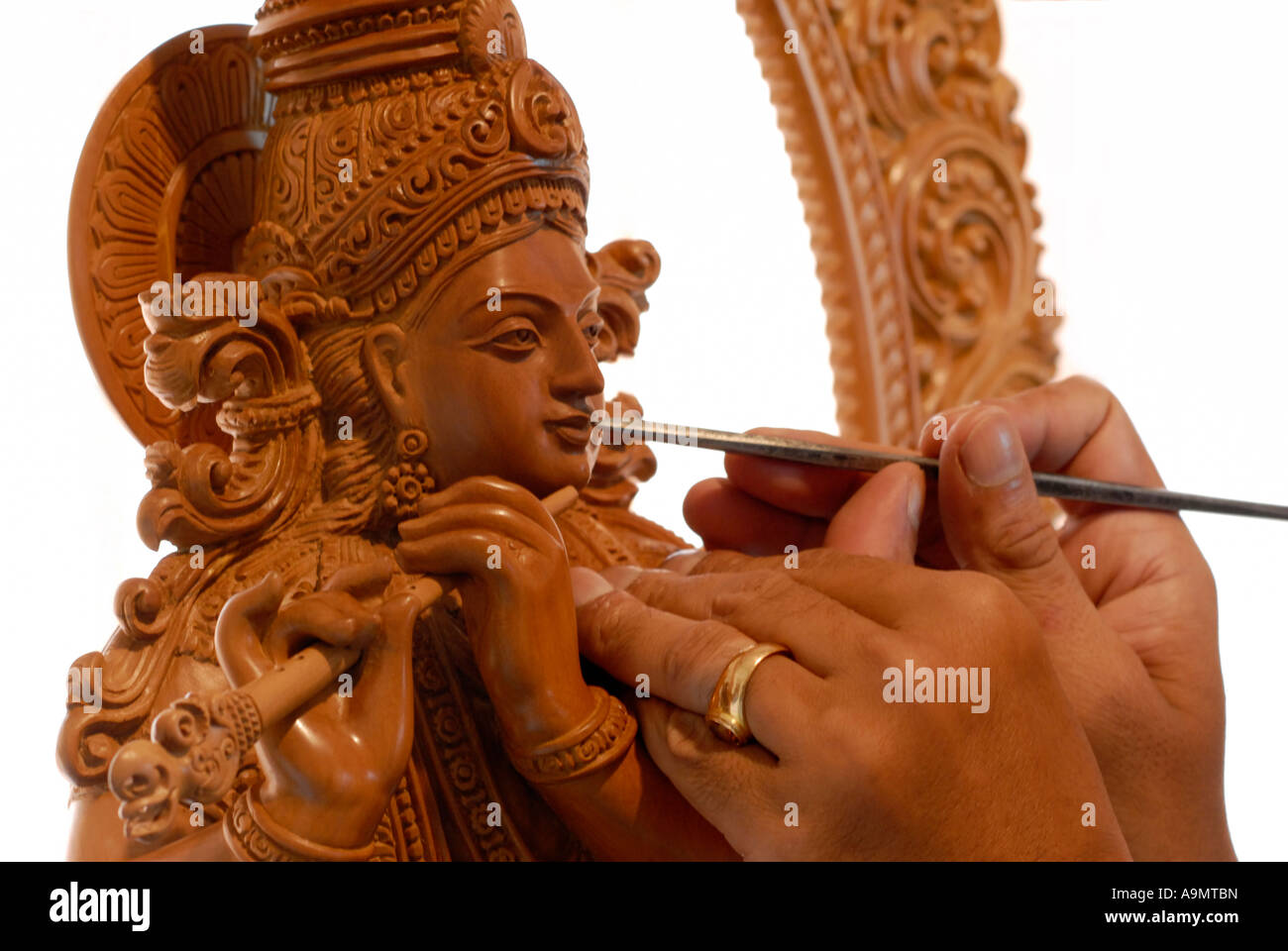 TRADITIONAL WOOD CARVING Stock Photo - Alamy