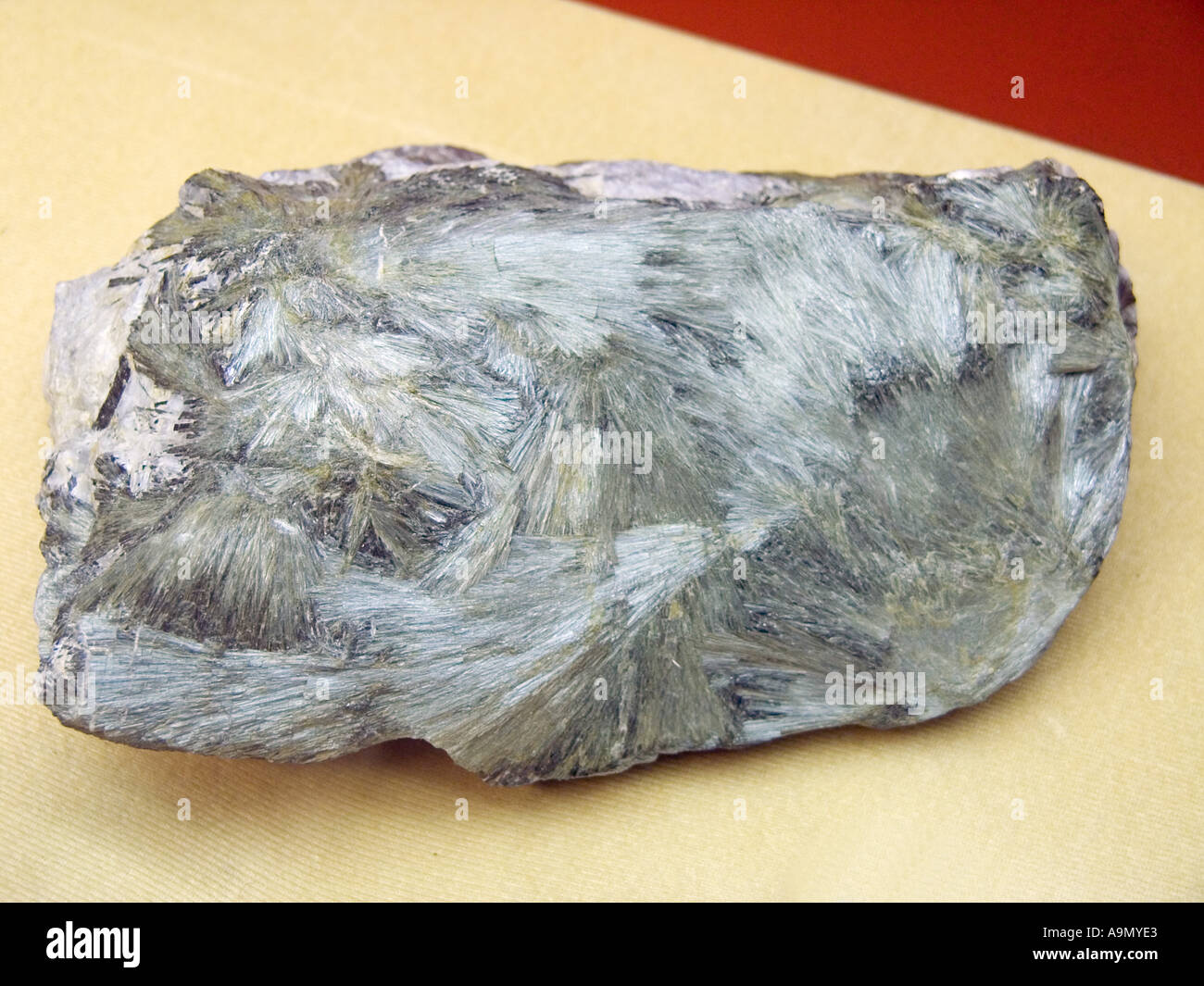 Crystaline structure hi-res stock photography and images - Alamy