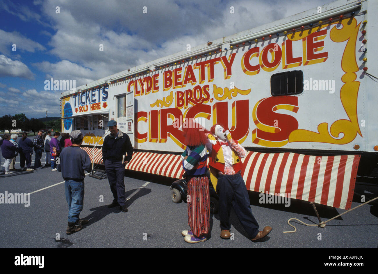 Clyde Beatty Cole Brothers Bros. Circus largest traveling show under ...