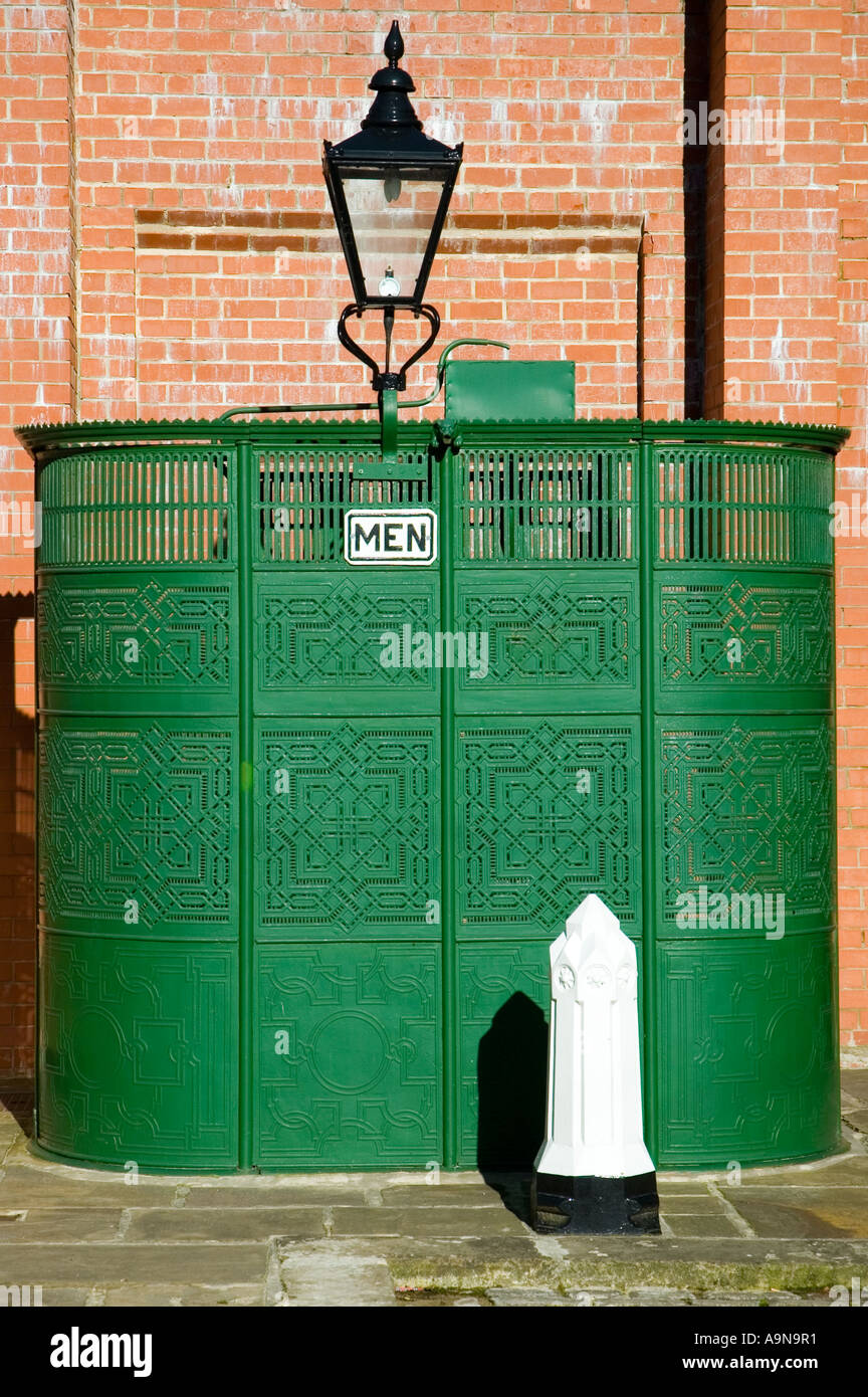Victorian urinal hi-res stock photography and images - Alamy