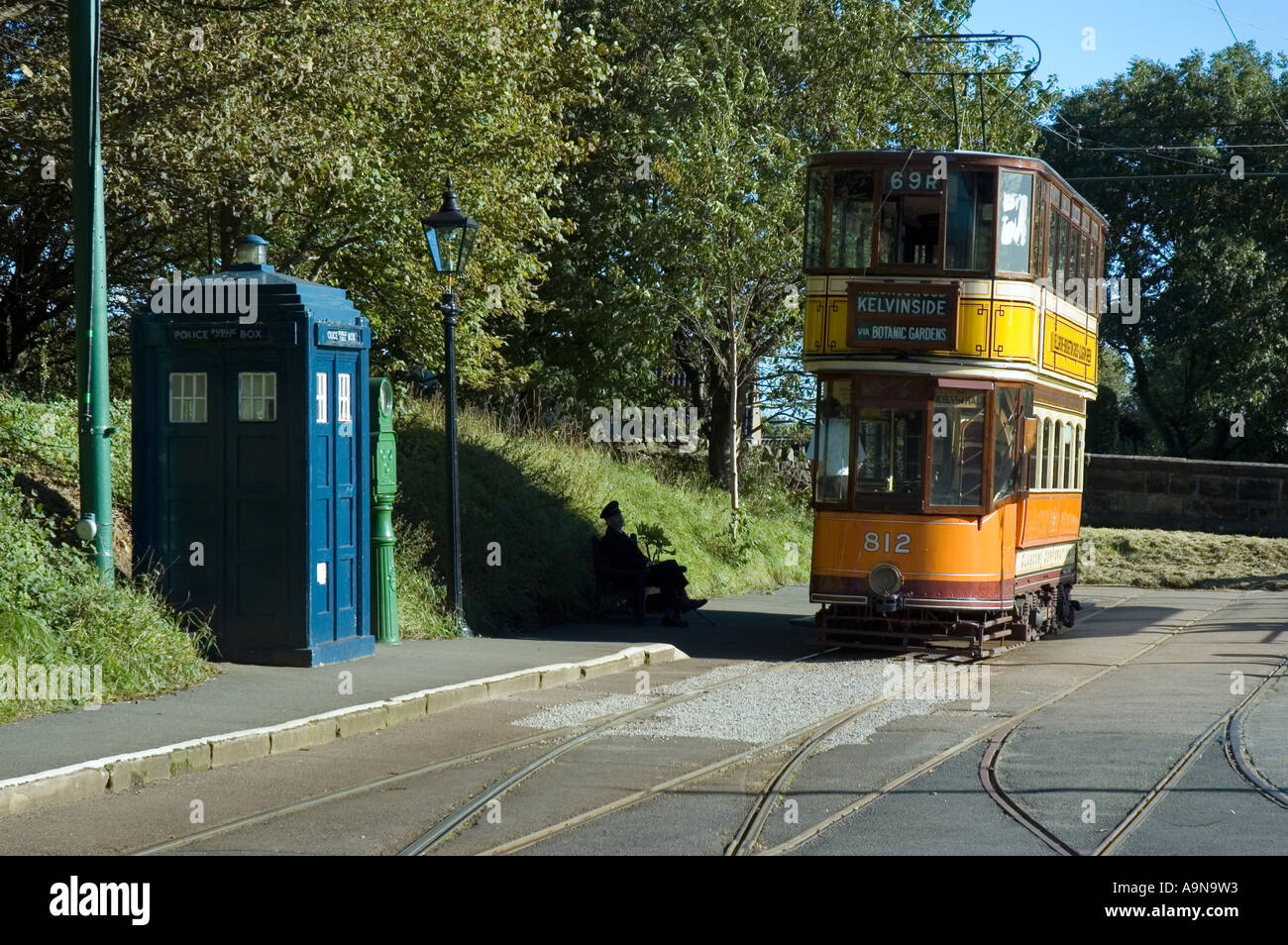 1900 Glasgow Corporation tram and a London Metropolitan Police ...