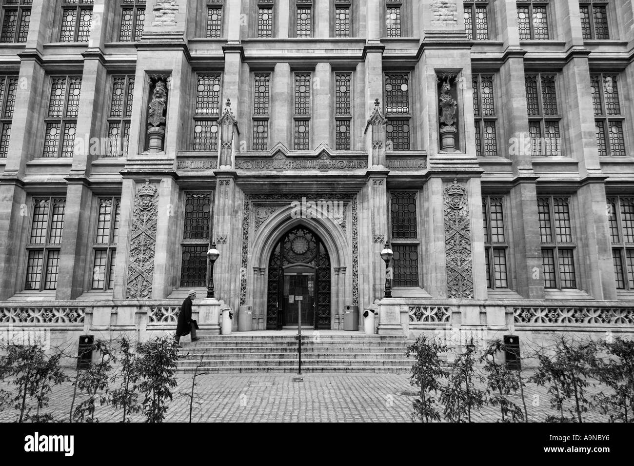 University college london library hi-res stock photography and images ...