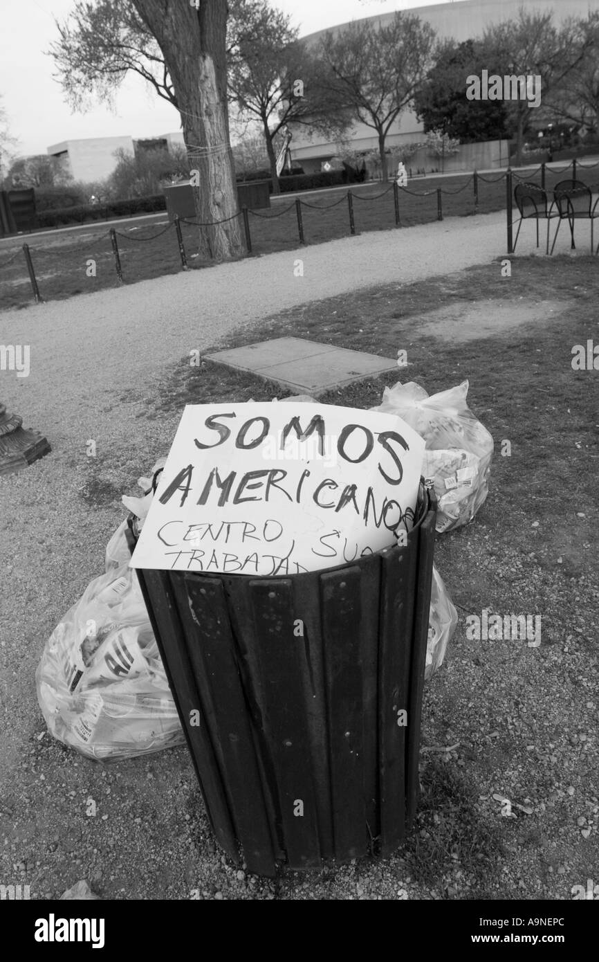 Washington dc trash Black and White Stock Photos & Images - Alamy