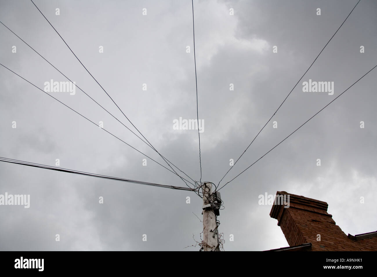 Telephone landline wire wires hi-res stock photography and images - Alamy