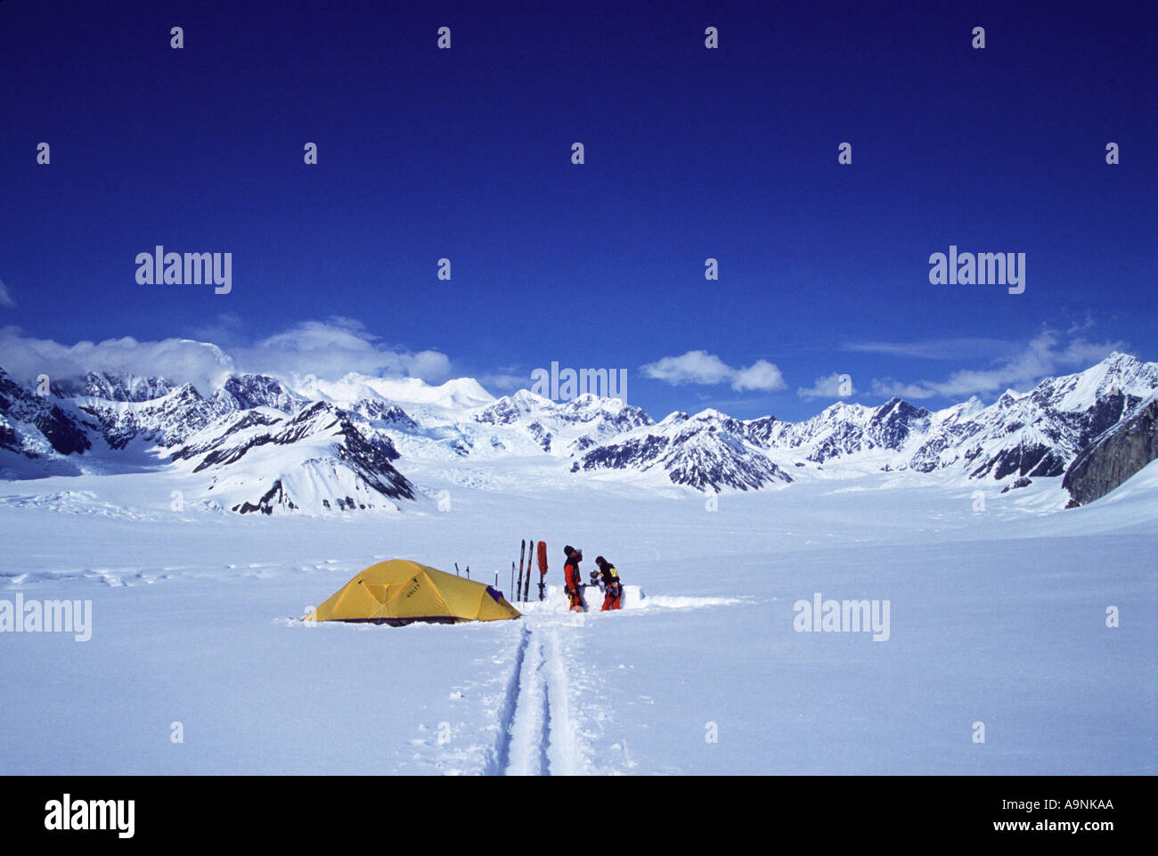 Ruth gorge hi-res stock photography and images - Alamy