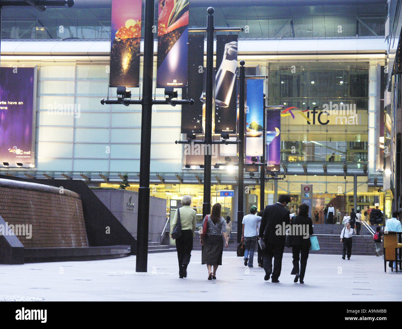 Architecture ifc building hi-res stock photography and images - Alamy