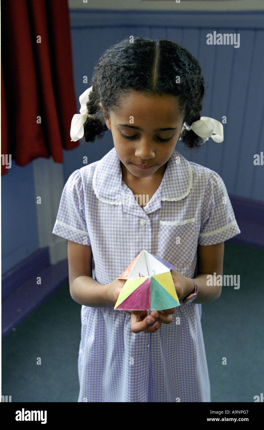 Paper fortune teller child hi-res stock photography and images - Alamy
