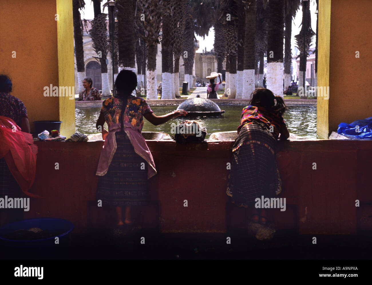A PUBLIC CLOTHES WASHING AREA IN ANTIGUA GUATEMALA Stock Photo - Alamy