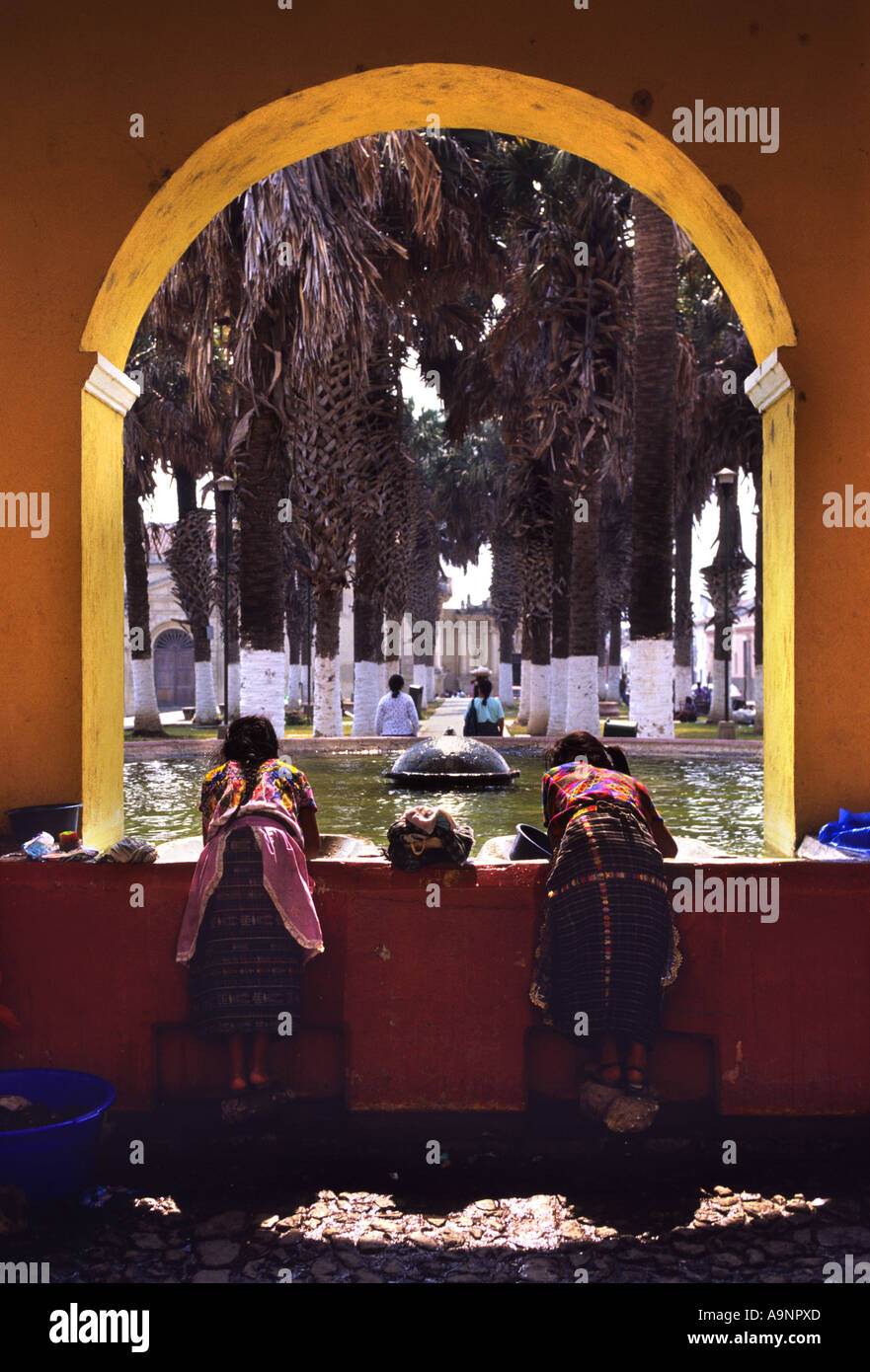 A PUBLIC CLOTHES WASHING AREA IN ANTIGUA GUATEMALA Stock Photo - Alamy