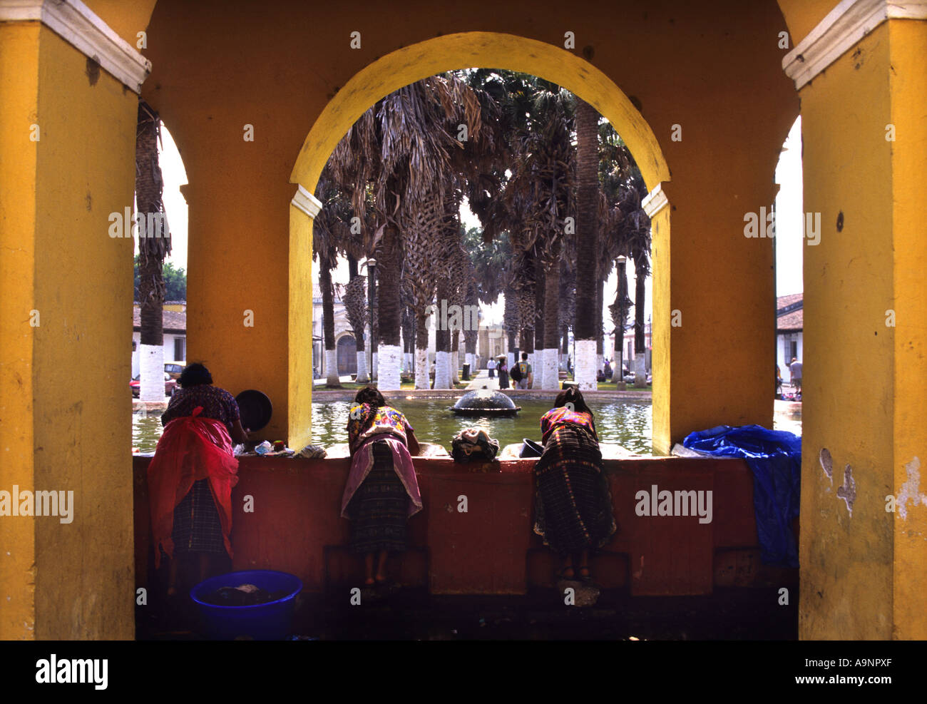 A PUBLIC CLOTHES WASHING AREA IN ANTIGUA GUATEMALA Stock Photo - Alamy