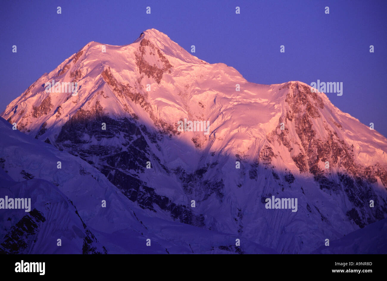 Mount hunter hi-res stock photography and images - Alamy