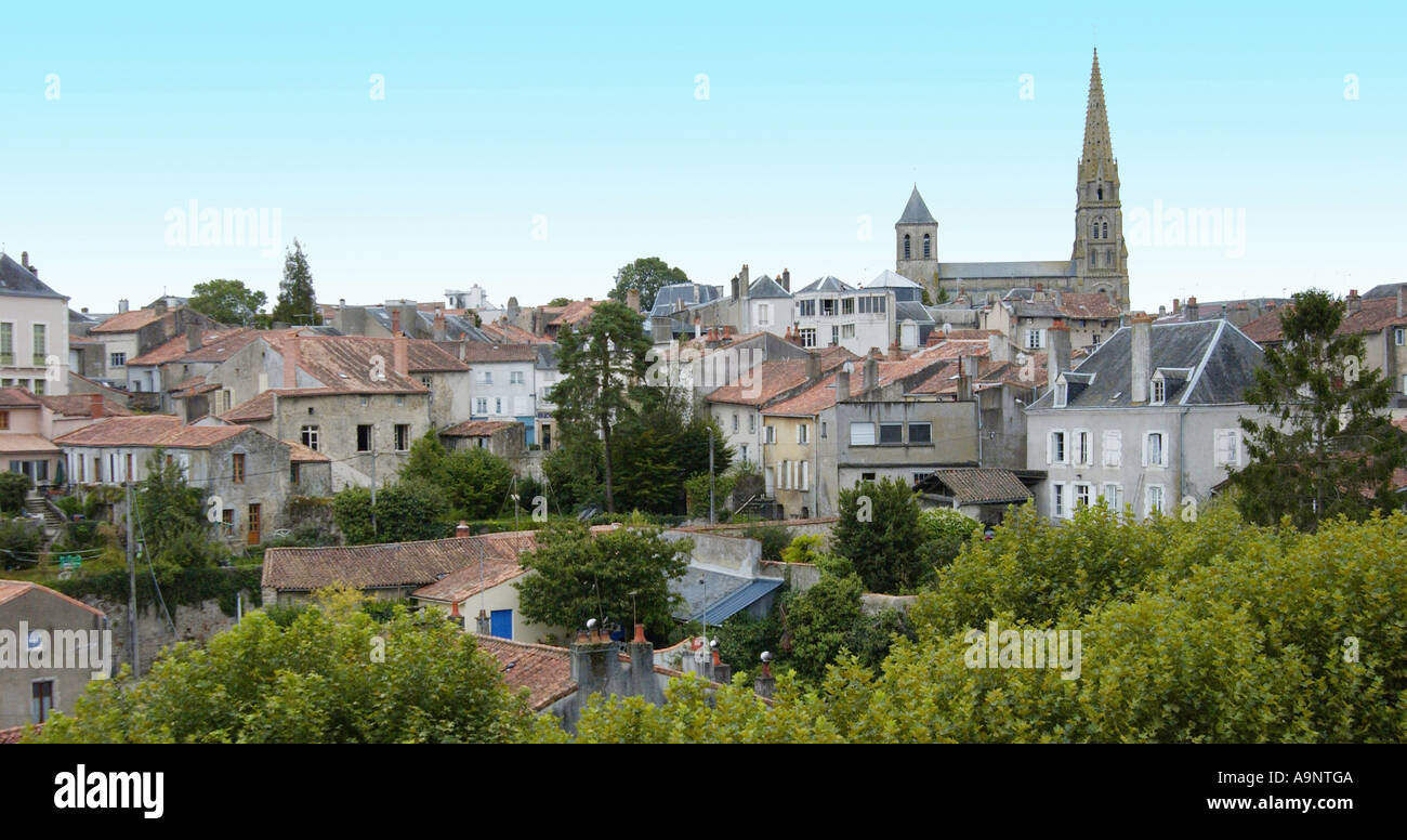 Historic parthenay france hi-res stock photography and images - Alamy