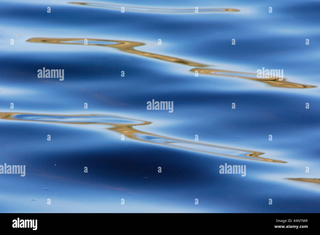 Geometric pattern in frozen water hi-res stock photography and images ...