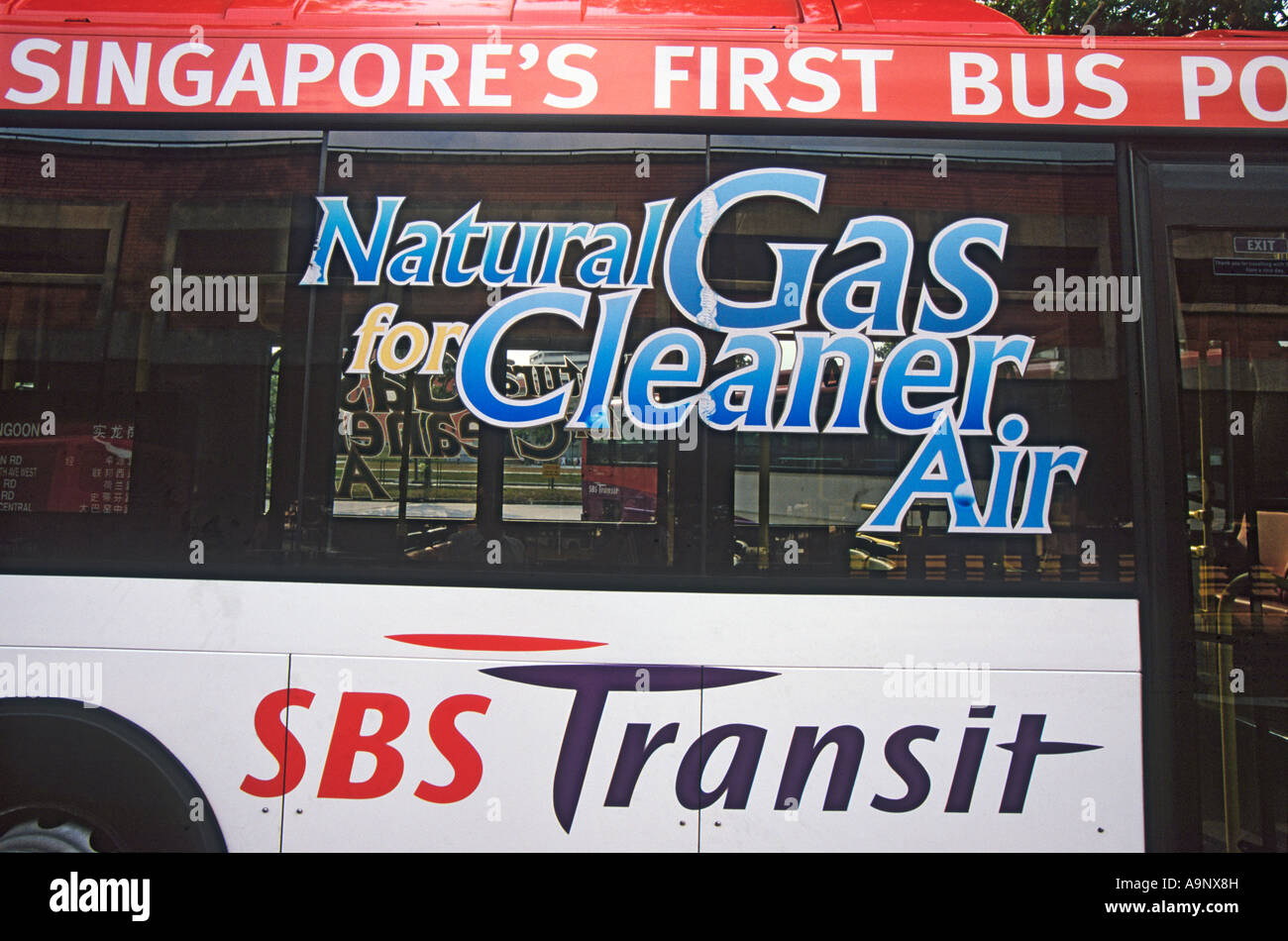 Gas-powered environmentally friendly bus in Singapore Stock Photo - Alamy