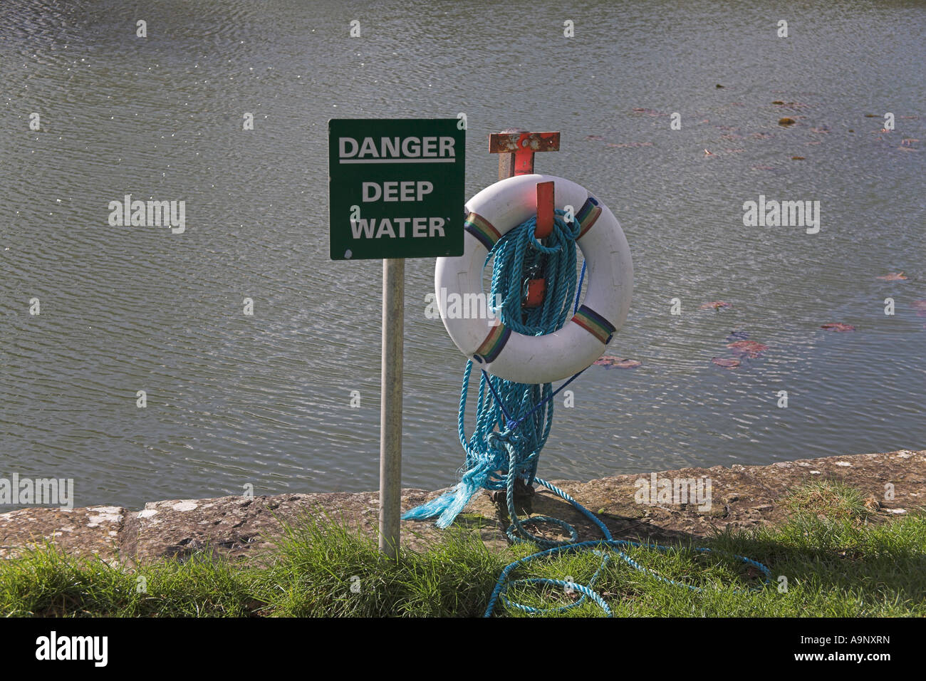 Risk averse hi-res stock photography and images - Alamy
