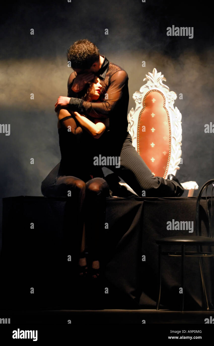 Performance of a woman and a man Show ballet Performing artists Love ...