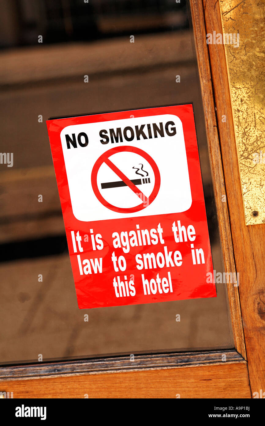 No smoking sign hotel hi-res stock photography and images - Alamy