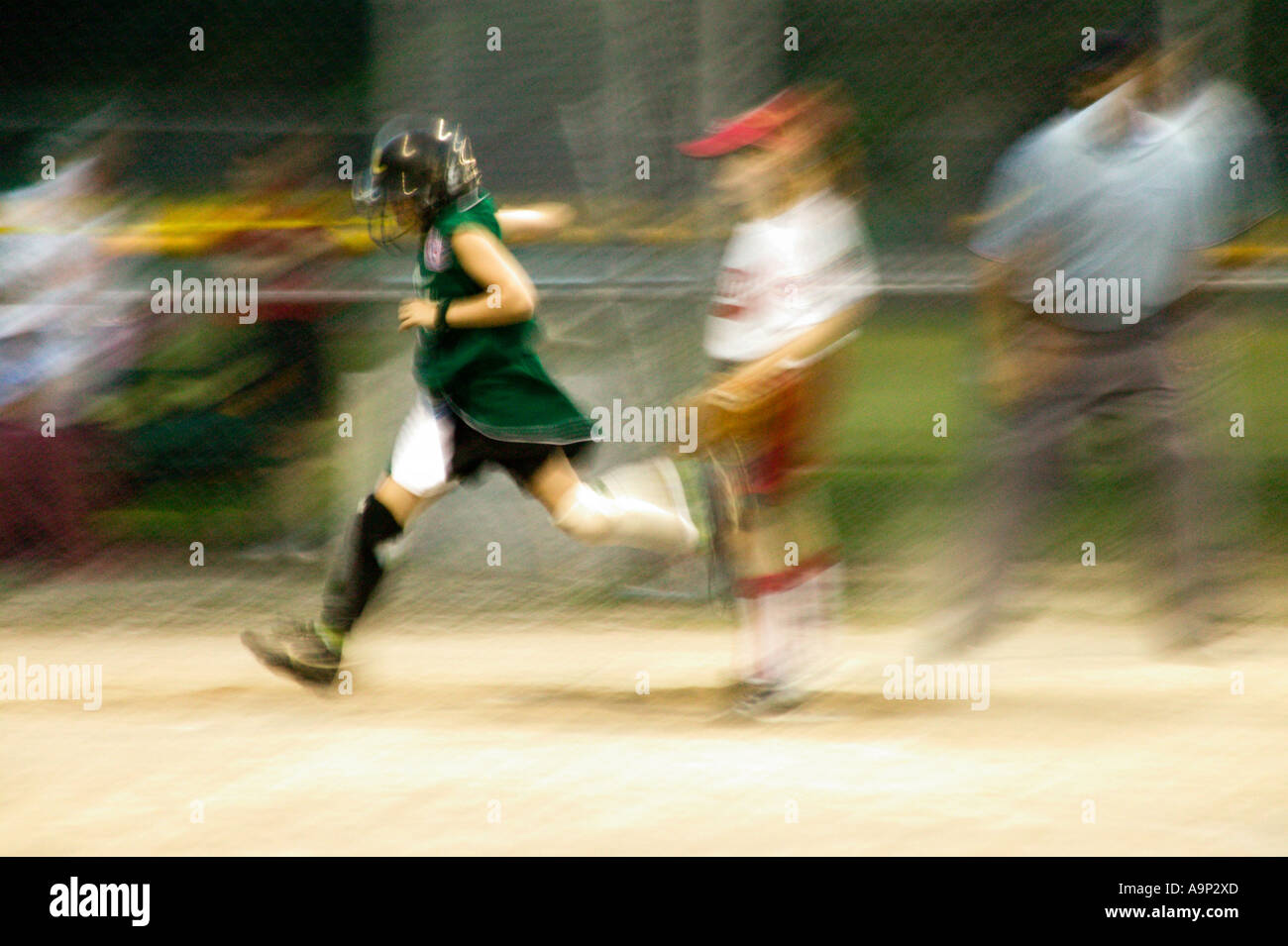 Kids softball game hi-res stock photography and images - Alamy