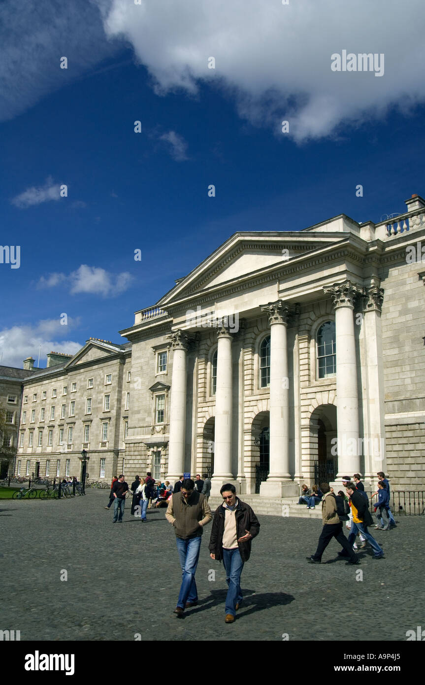 The Chapel in Parliament Square in Trinity College Dublin Stock Photo ...