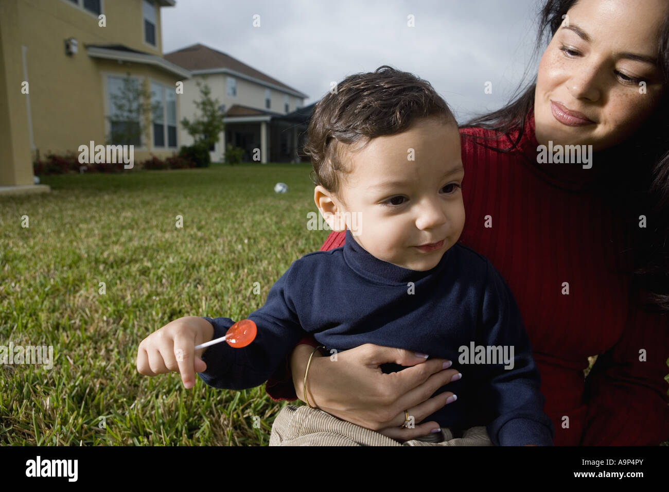 Hispanic latin mexican mom son hi-res stock photography and images - Alamy