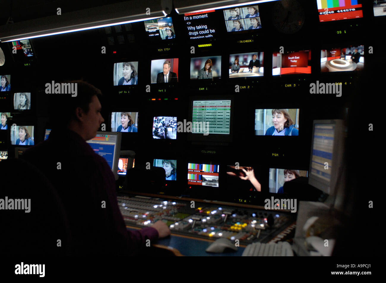 Bbc television control room hi-res stock photography and images - Alamy