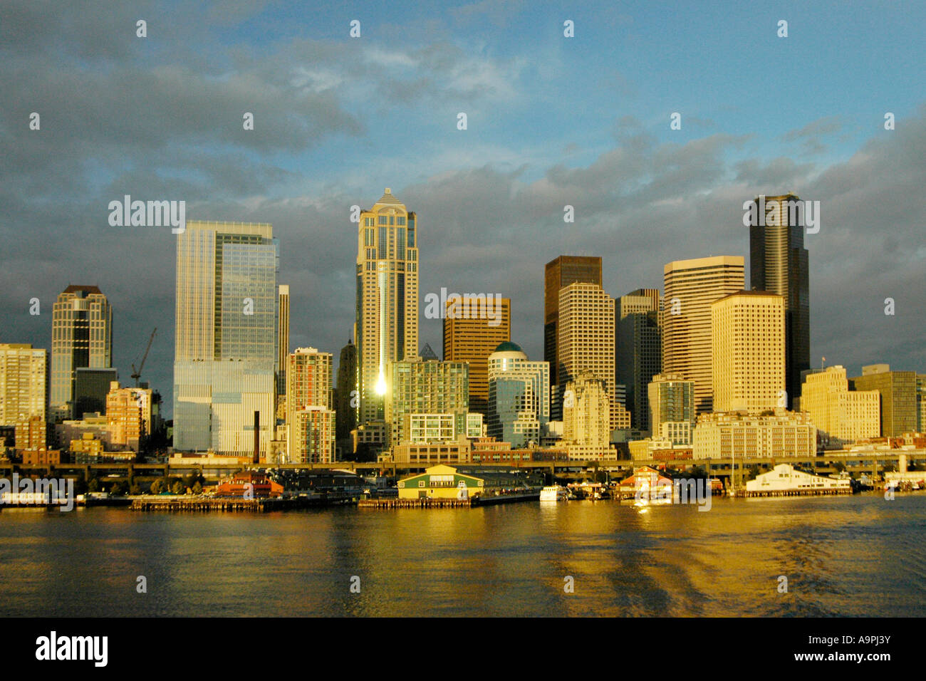Seattle skyline, Washington Stock Photo - Alamy
