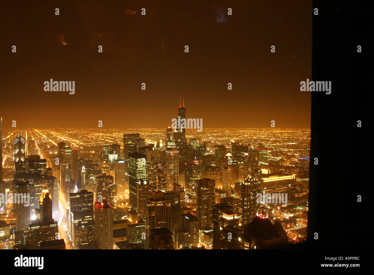 Chicago night club hi-res stock photography and images - Alamy