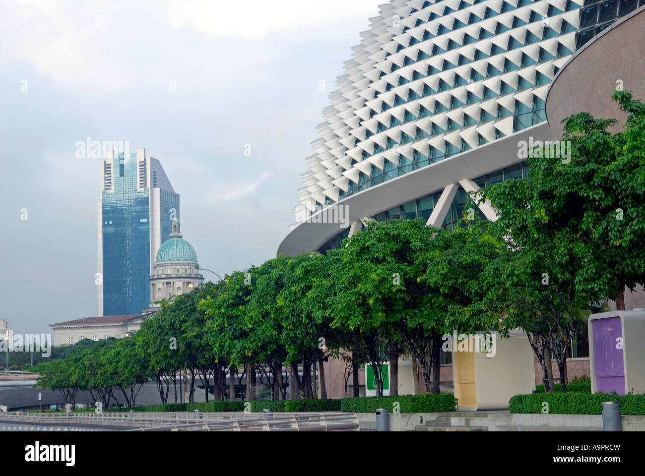 Esplanade - Theatres on the Bay, Singapore Stock Photo - Alamy