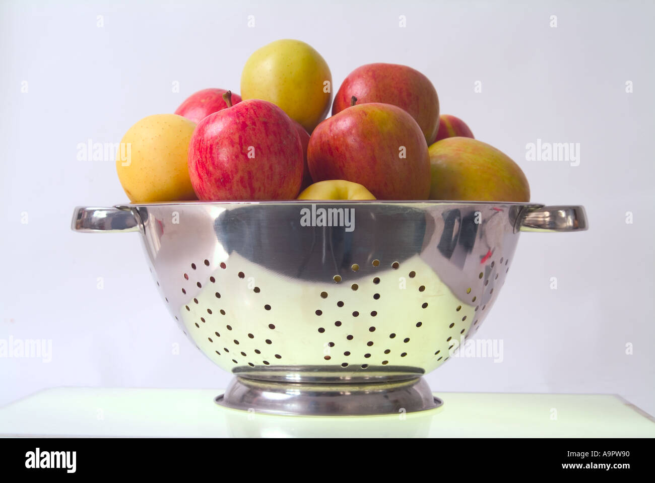 Deep etched hi-res stock photography and images - Alamy