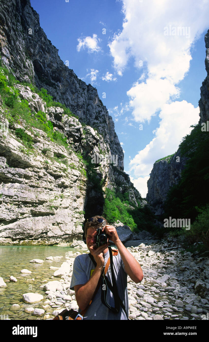 Famous bass player Alex Meadows exploring photography in South France ...
