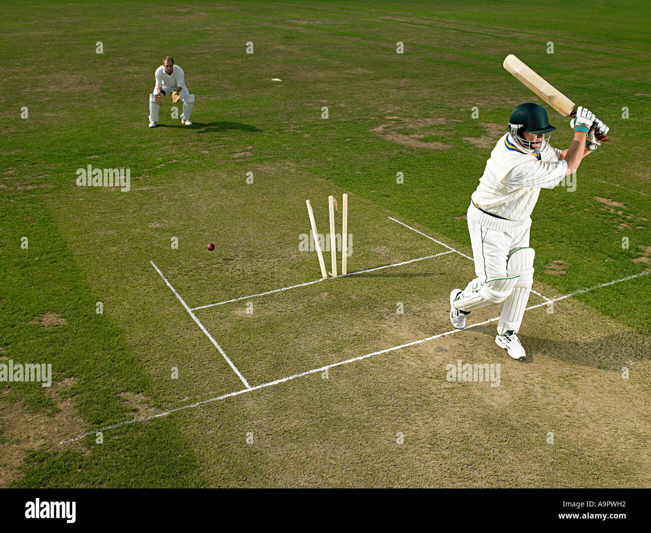 Cricketers standing hi-res stock photography and images - Alamy