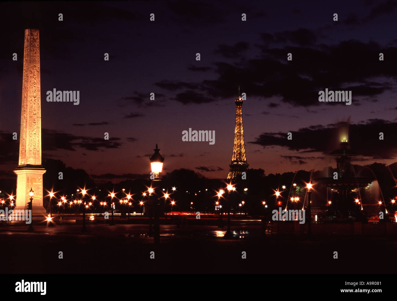 Sunset over place de la concorde hi-res stock photography and images ...