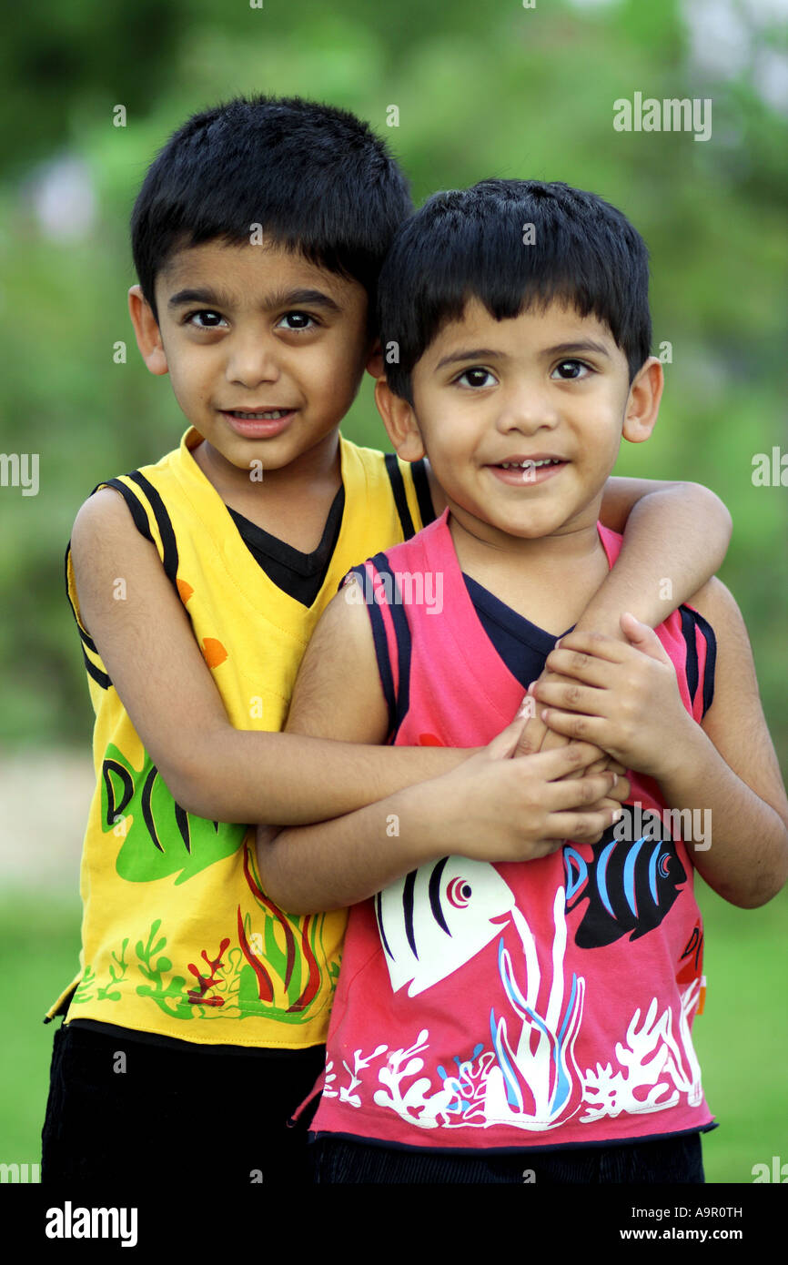 Close up of two young kids Stock Photo - Alamy